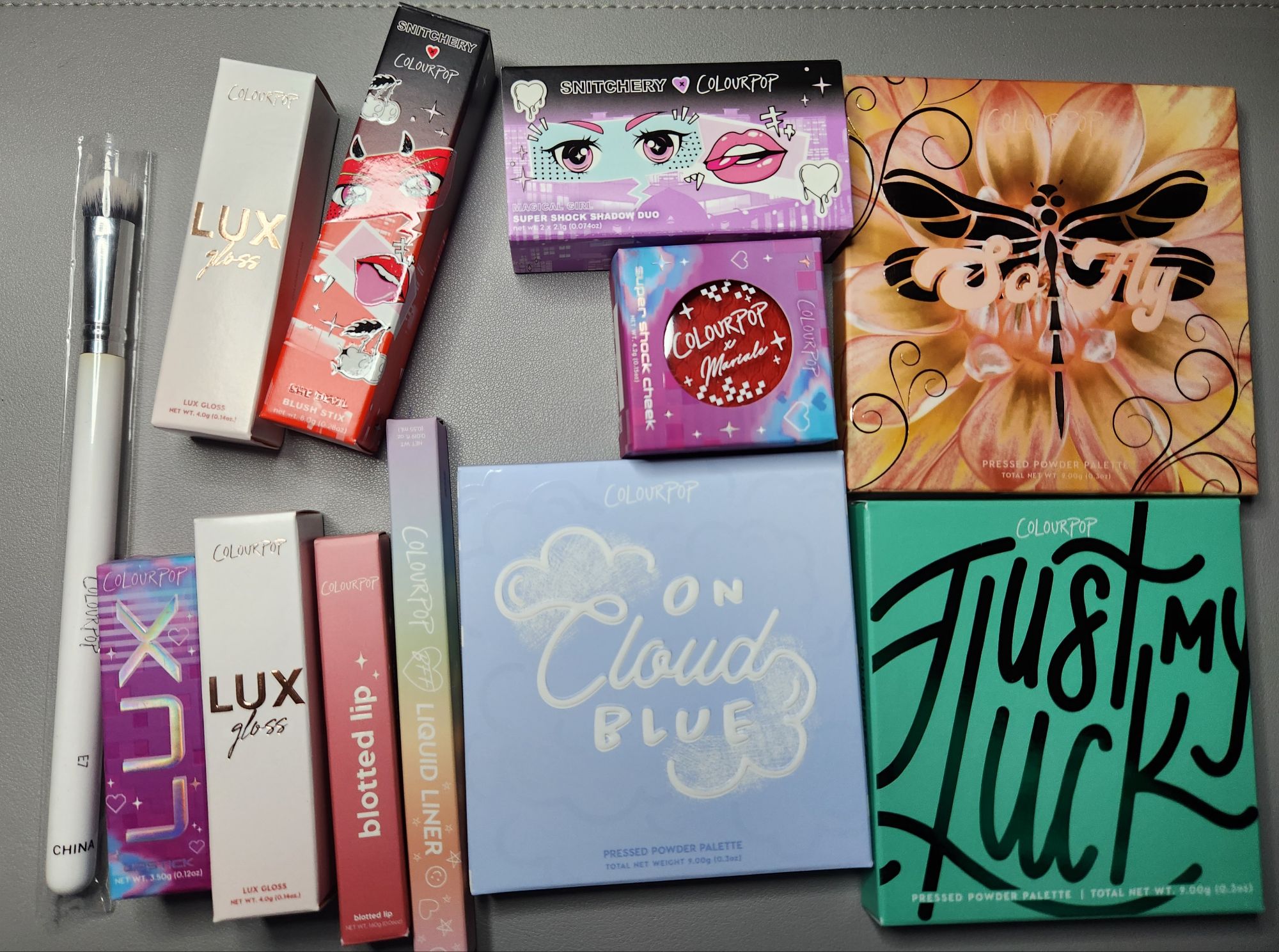 Colourpop’s Mystery Box Unboxing – Much To Do, Not Enough Time